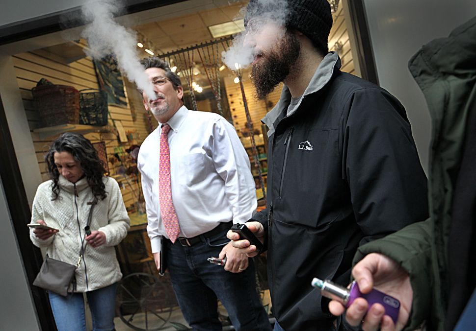 Cdc Officially Blames Vitamin E Acetate For Vaping Injuries Observer